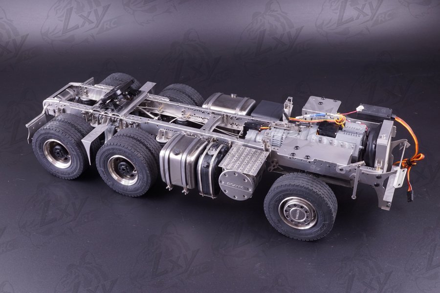3 axle tractor chassis - LXYRC
