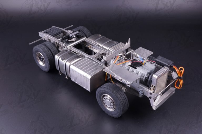 2 axle tractor chassis - LXYRC