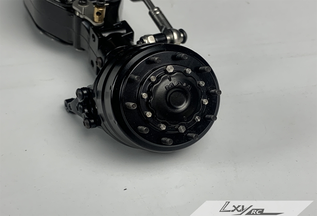 MAN Rear axle head cover (pair) - LXYRC