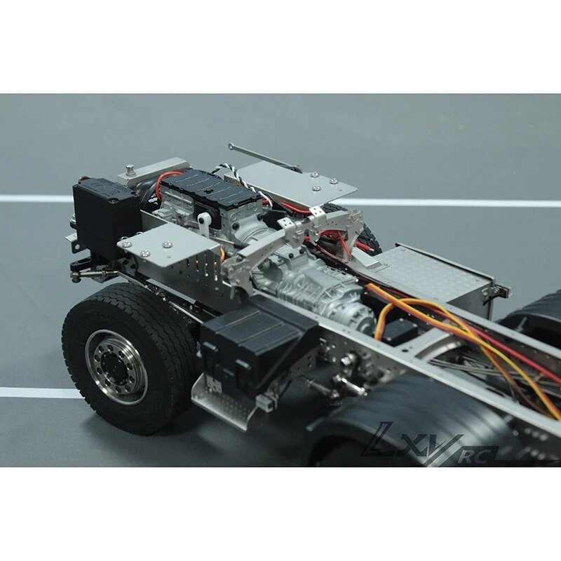 Scania S770 5 axle tractor chassis 10x10 - LXYRC